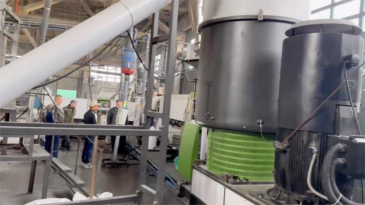 LDPE/HDPE Flakes Recycling Machine In Europe | ACERETECH Waste Recycle ...